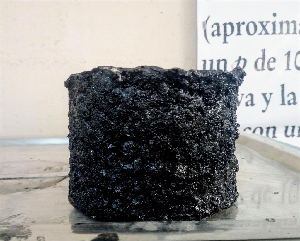 Self-Regenerating Rubber Pavement – REFLOW